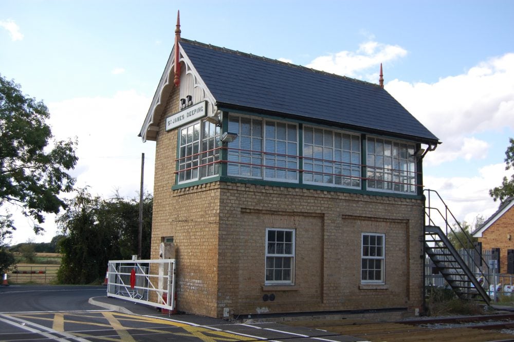 Princebuild step in to help rebuild historic signal box - Princebuild